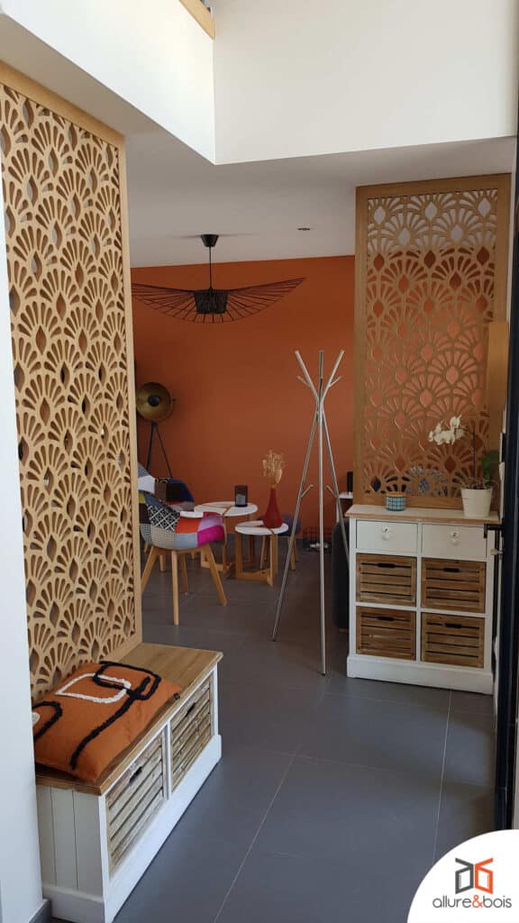 11 claustras en bois modernes pour décorer votre intérieur